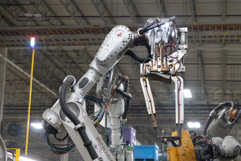 Company - Challenge Manufacturing